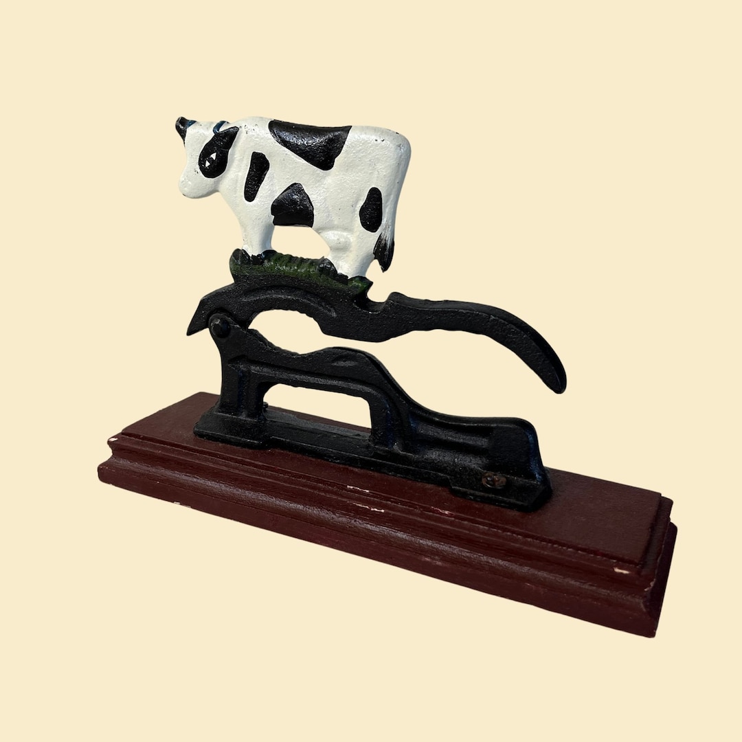 Vintage Cow Nut Cracker, 1980s Cast Iron Black & White Cow Nutcracker ...