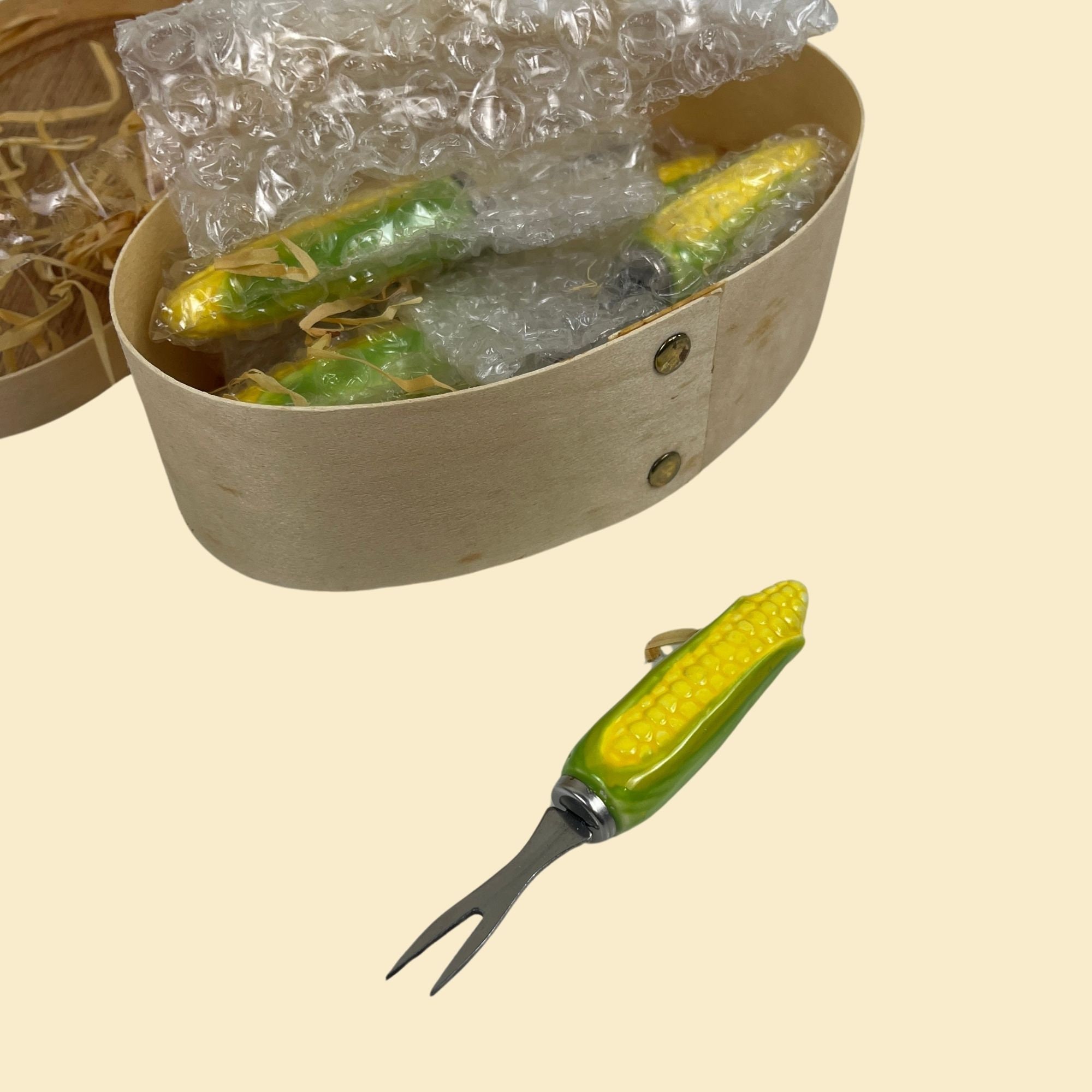 Vintage 80s Corn Holders / Skewers Set With Box, New Old Stock Chip ...