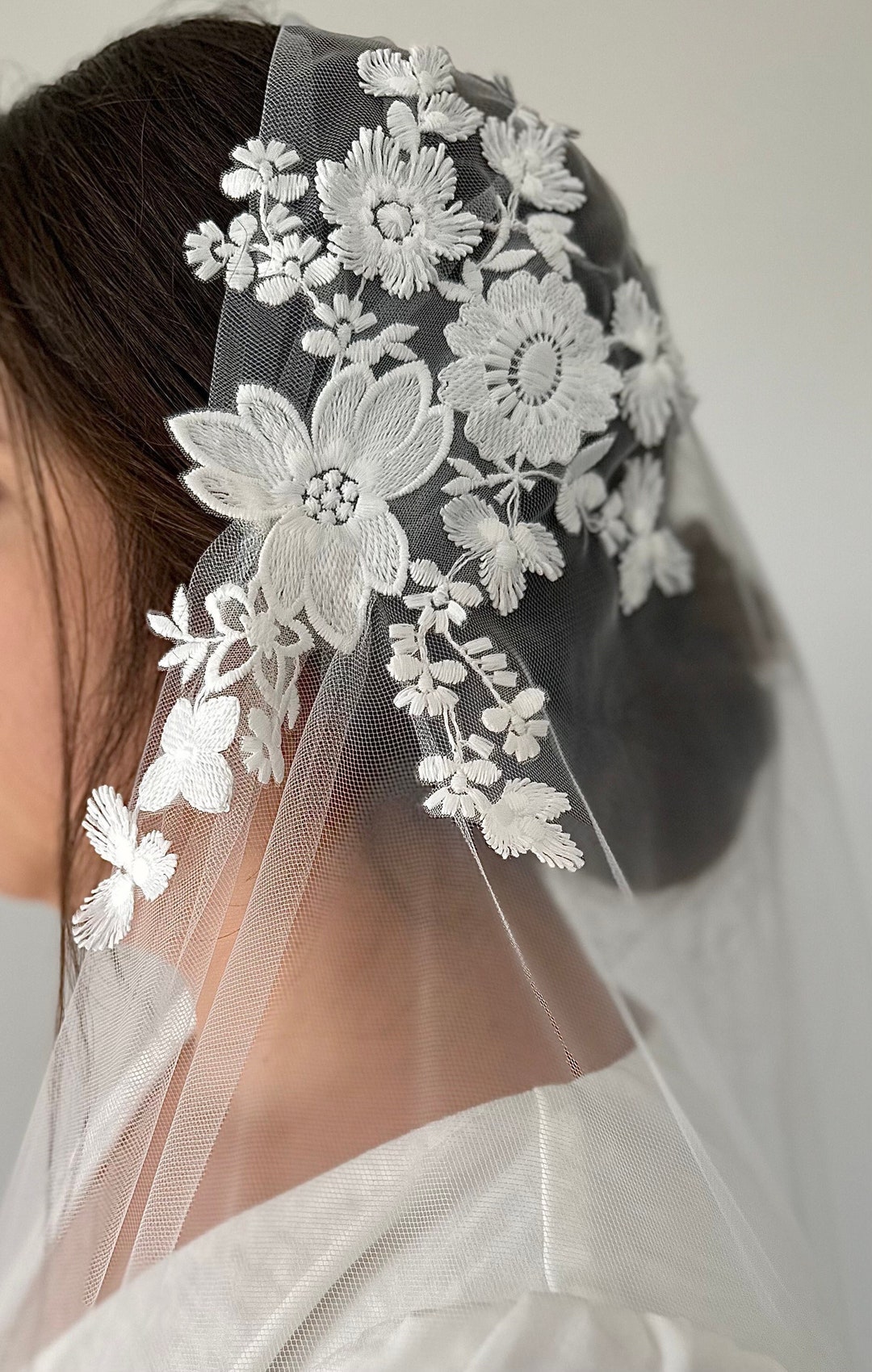 MAEVE Juliet Cap Veil, Wedding Veil Lace, Wedding Veil Flowers, Wedding ...