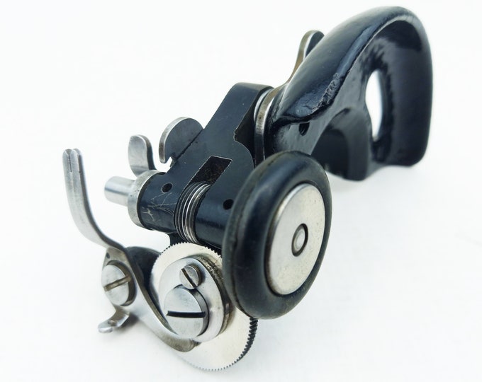 Original Singer Sewing Machine Model 15 Bobbin Winde Sewing Machine ...
