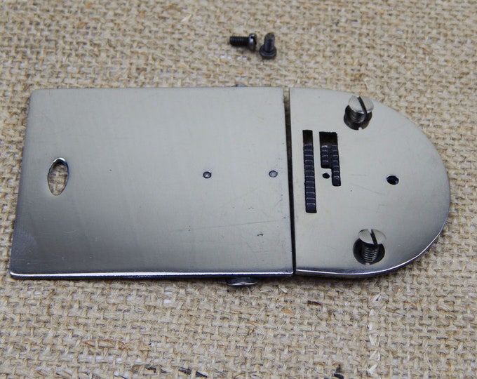 Singer Model 15 Bobbin Slide Cover Plate, Needle Throat Plate and Feed ...