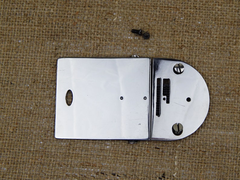 Singer Model 15 Bobbin Slide Cover Plate, Needle Throat Plate and Feed ...