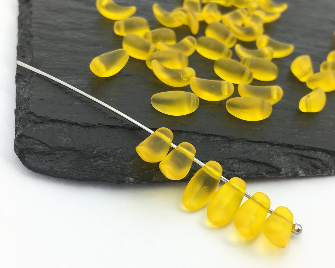 50 Matte Yellow Teeth Bead, Spike Bead, Czech Glass Bead, Tusk Bead ...