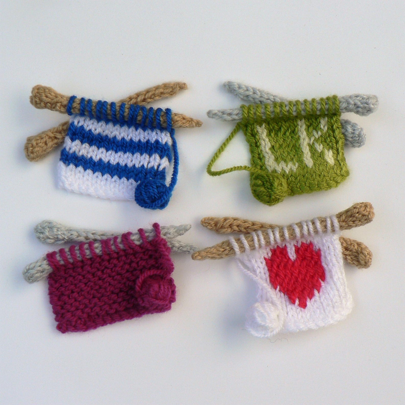 Knitting Pins - Knitted Brooches Knitting Pattern - Etsy