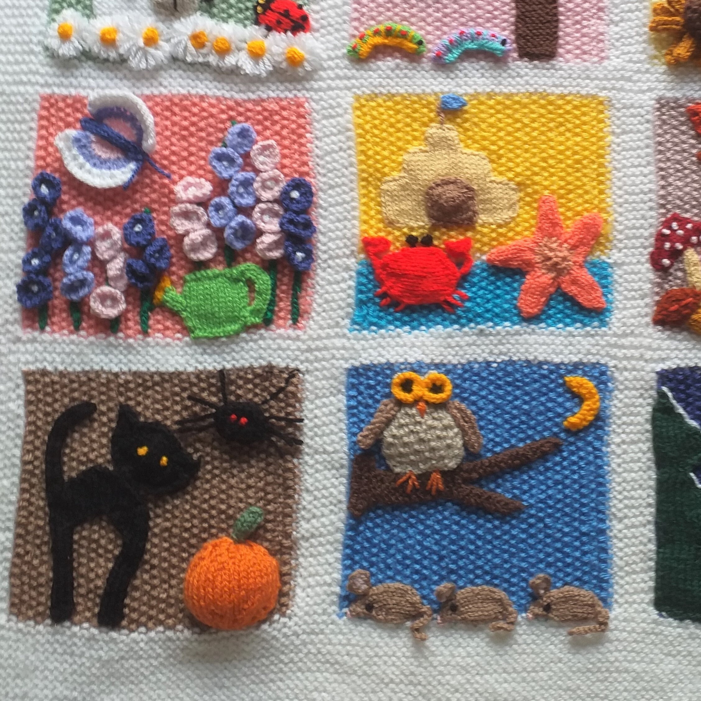 THE YEAR ROUND Calendar Blanket Knitting Pattern - Etsy UK