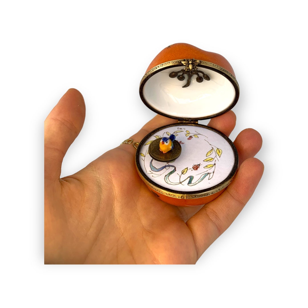 Orange Apple Music Box Bird Key. Bee Glasp. Ave Maria. - Etsy
