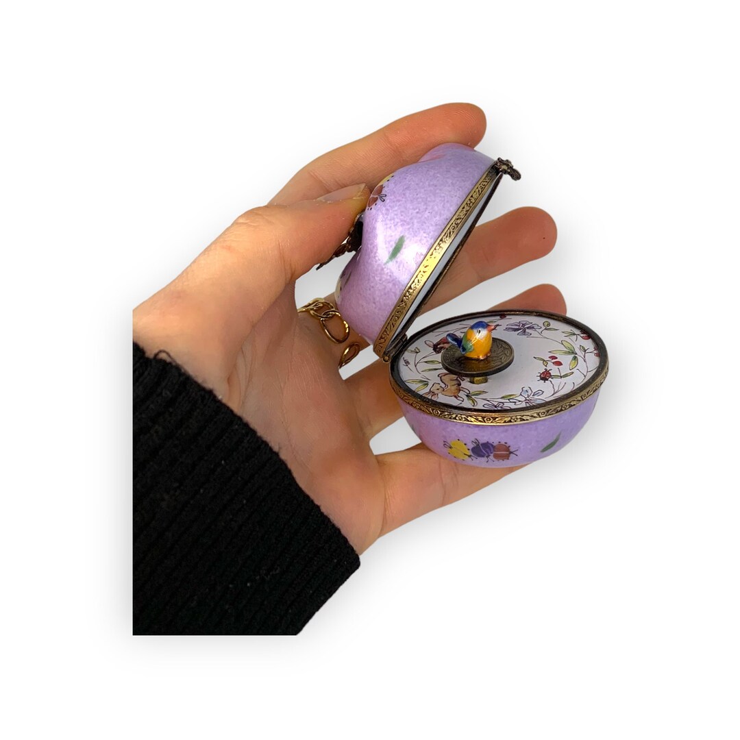 Singing Bird/purple Apple Music Box /colored Bird Key . Bee Glasp. Ave ...