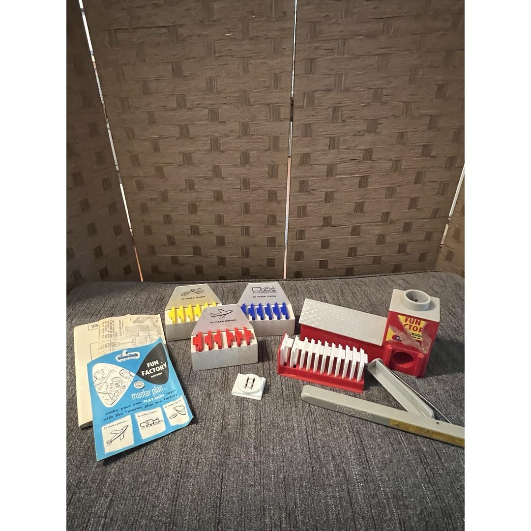 Play Doh Fun Factory Vintage 1960s City Building Transportation Set ...