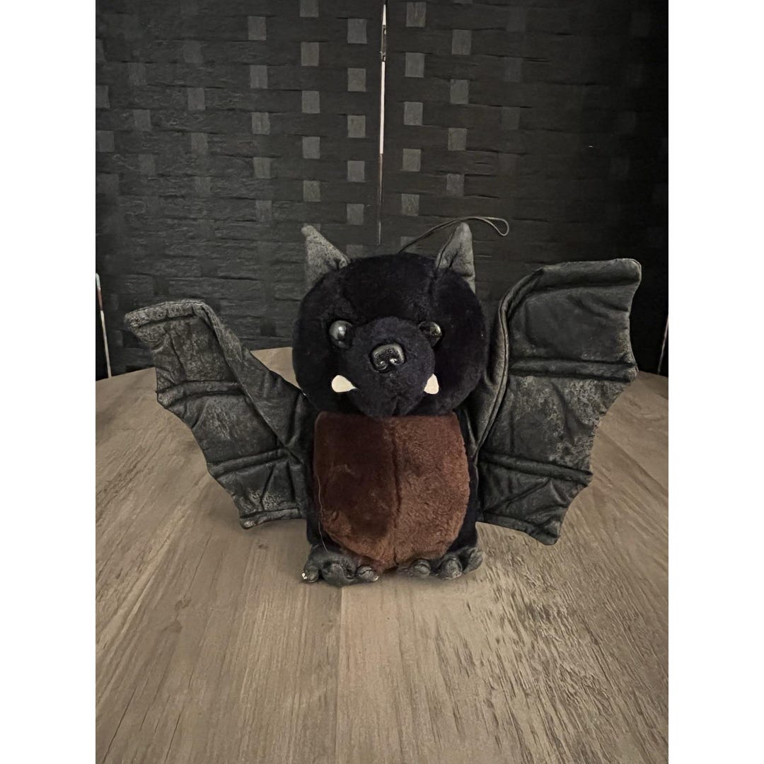 Vintage 1986 Dakin Plush Bat Shake and Squeak Works Great Good to Very ...