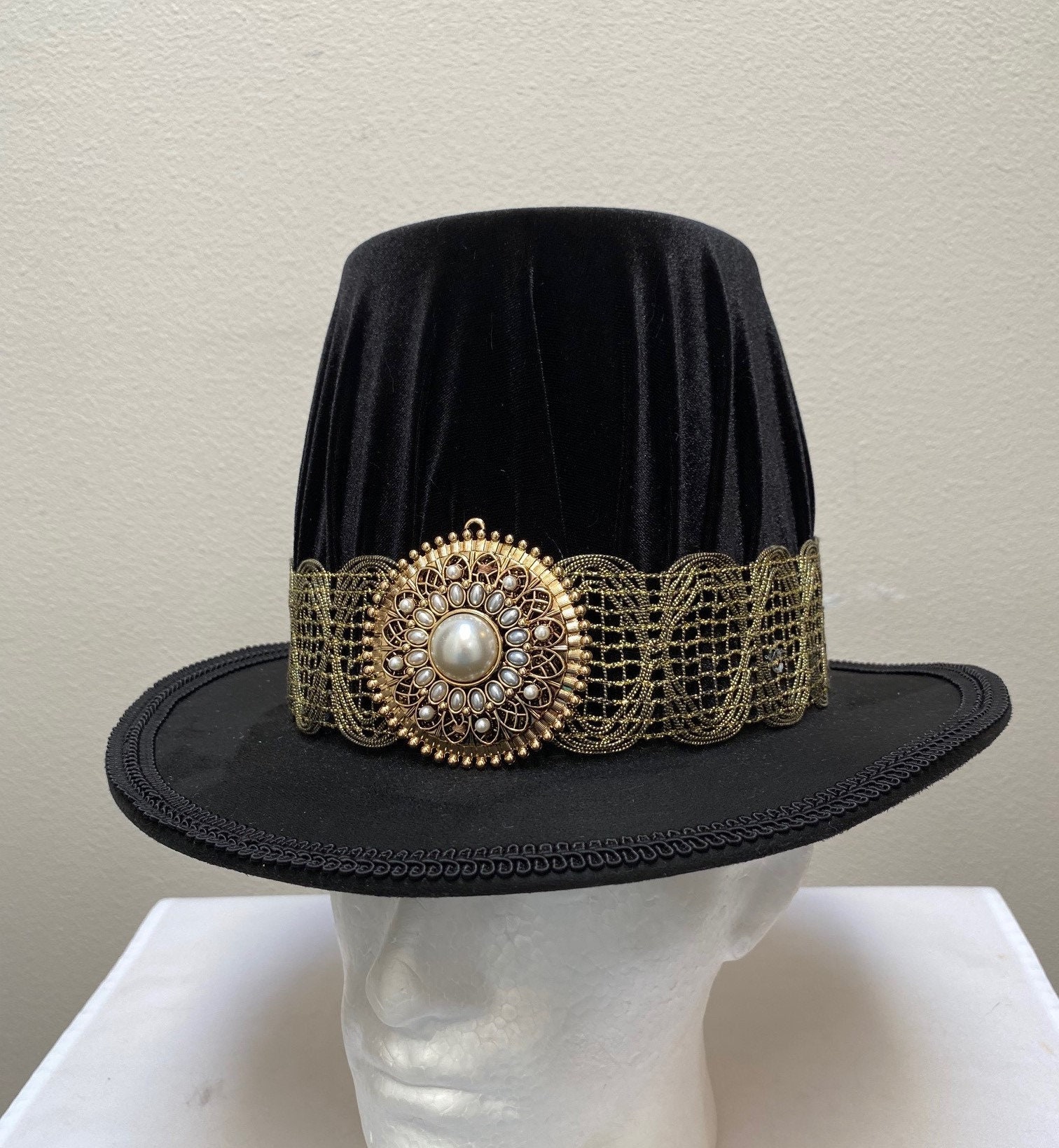 New Adult Renaissance Medieval Victorian Colonial Men's Black Velvet ...