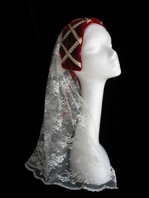 New Red Velvet Renaissance Medieval Tudor Elizabethan Cosplay Women's ...