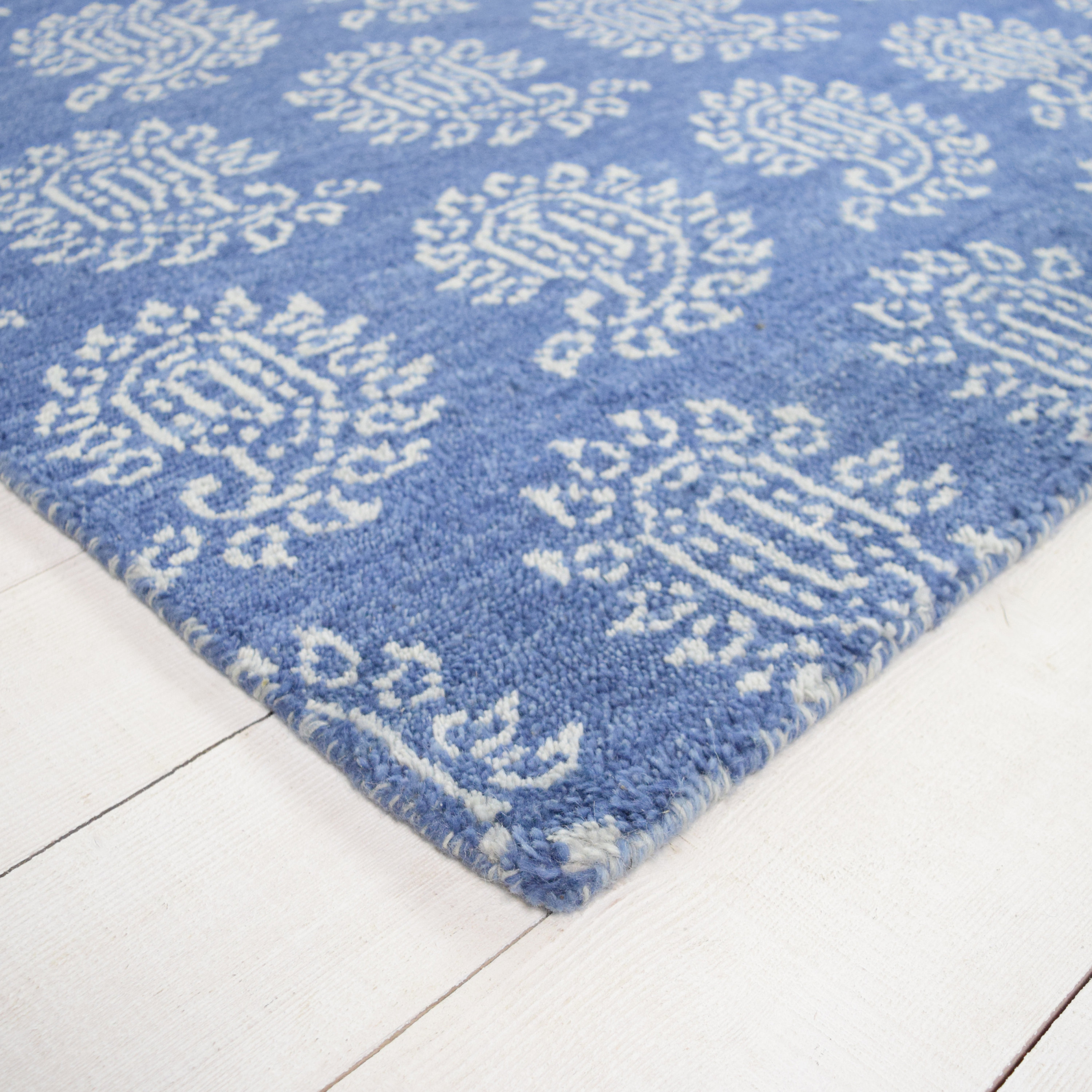 Blue And White Paisley Rug at John Heidt blog