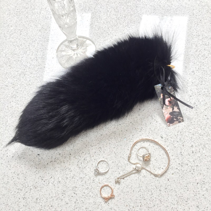 Furry Tail Keyring - Etsy