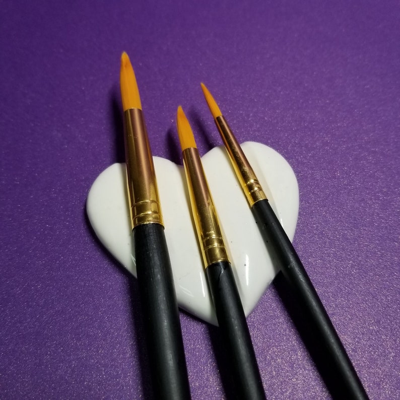 BRUSH REST White Heart Artist Gift Paint Brush Rest | Etsy