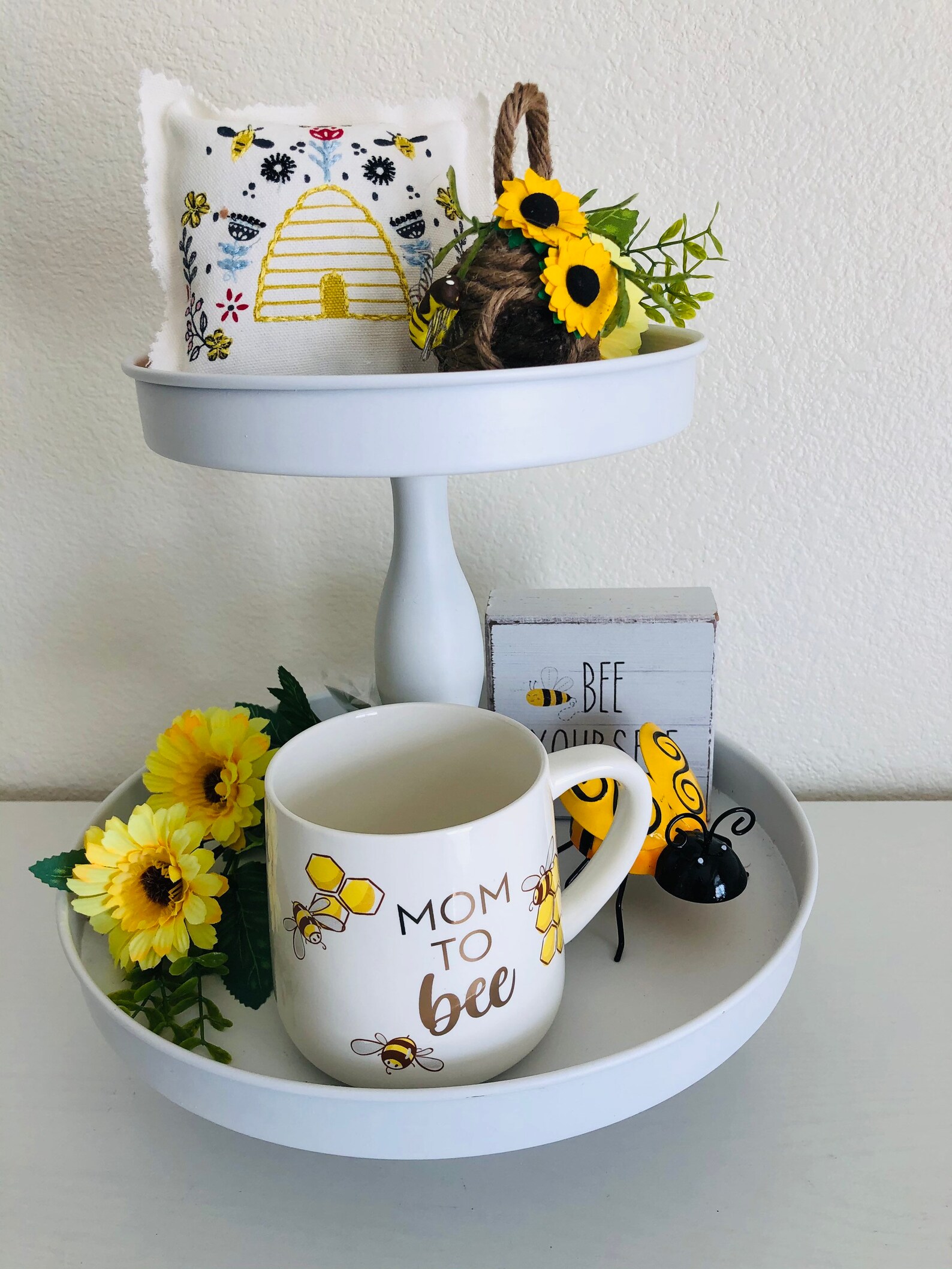 Bee Tiered Tray Decoration Bundle Bee Decoration Spring-summer | Etsy