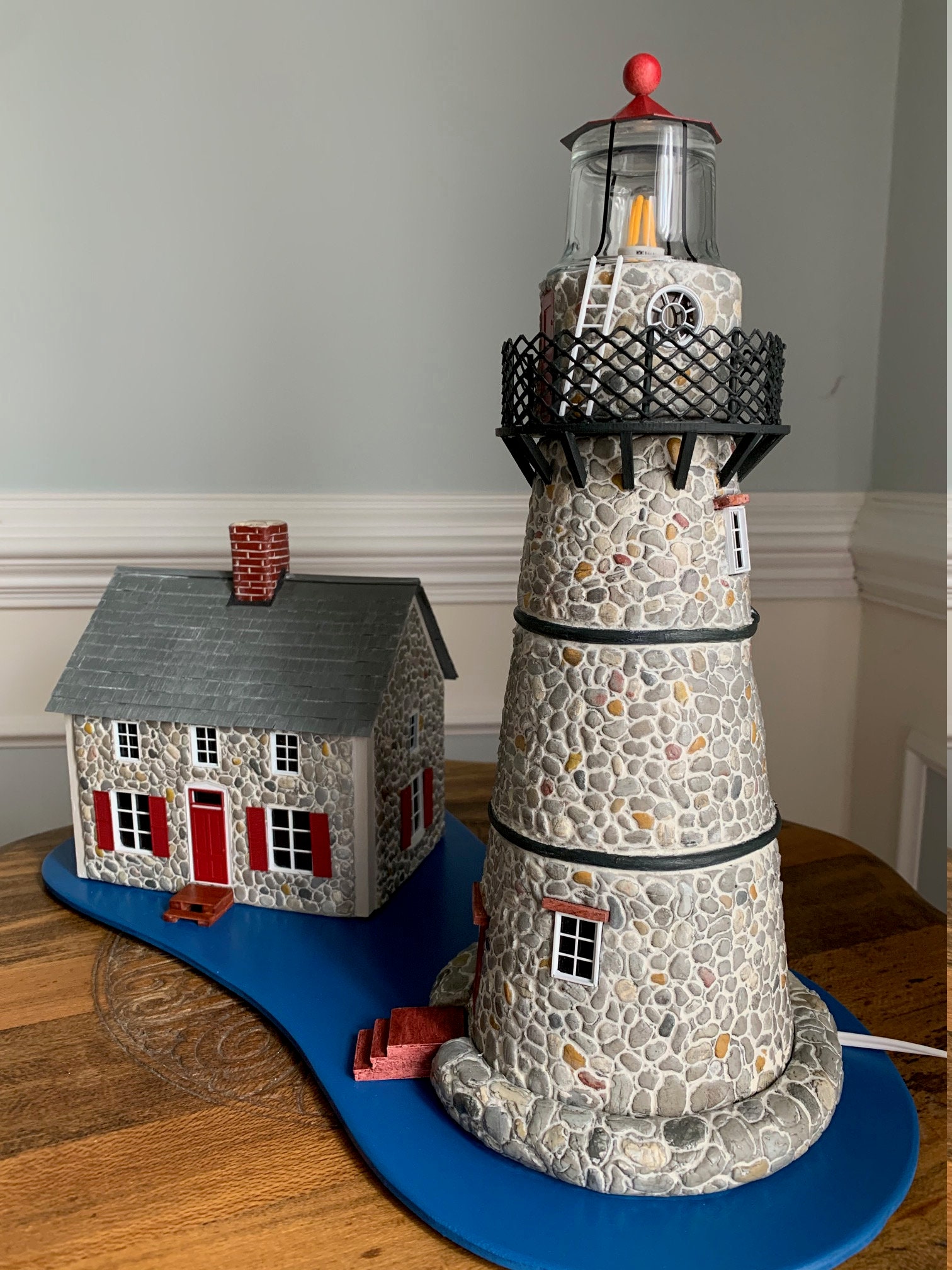 Lighthouse & Keepers Cottage – CIRCA 1750 – 0, 1/4 Scale Miniature ...