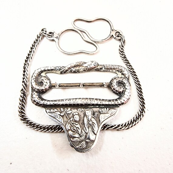 Antique Chinese silver snake buckle, depicting a Chin… - Gem