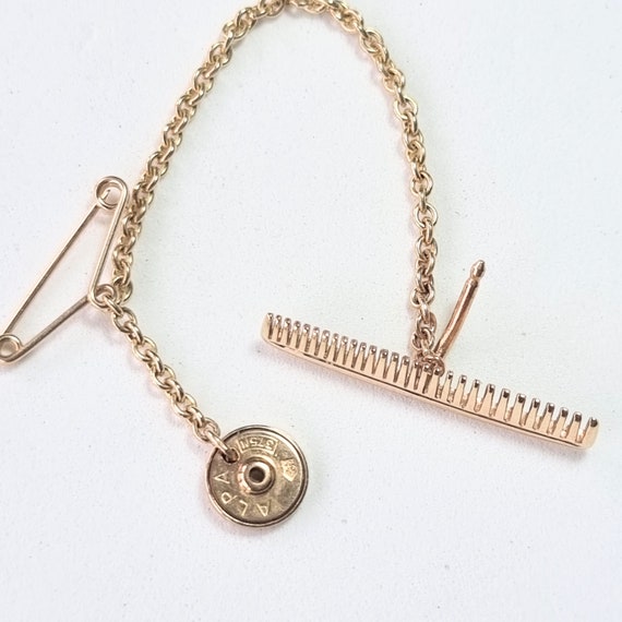 9ct gold comb lapel pin safety chain & locking device… - Gem
