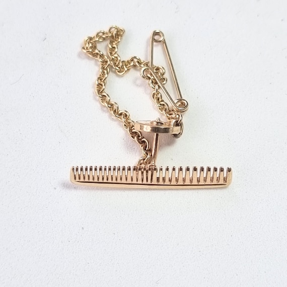 9ct gold comb lapel pin safety chain & locking device… - Gem
