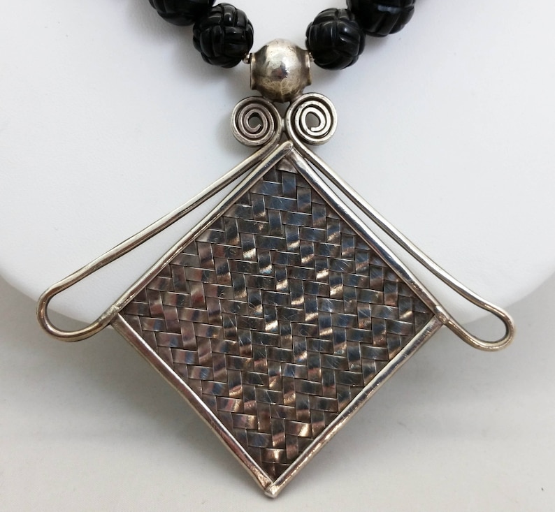 Handmade Thailand Sterling Silver Pendant Necklace W/ Carved Jet Beads ...
