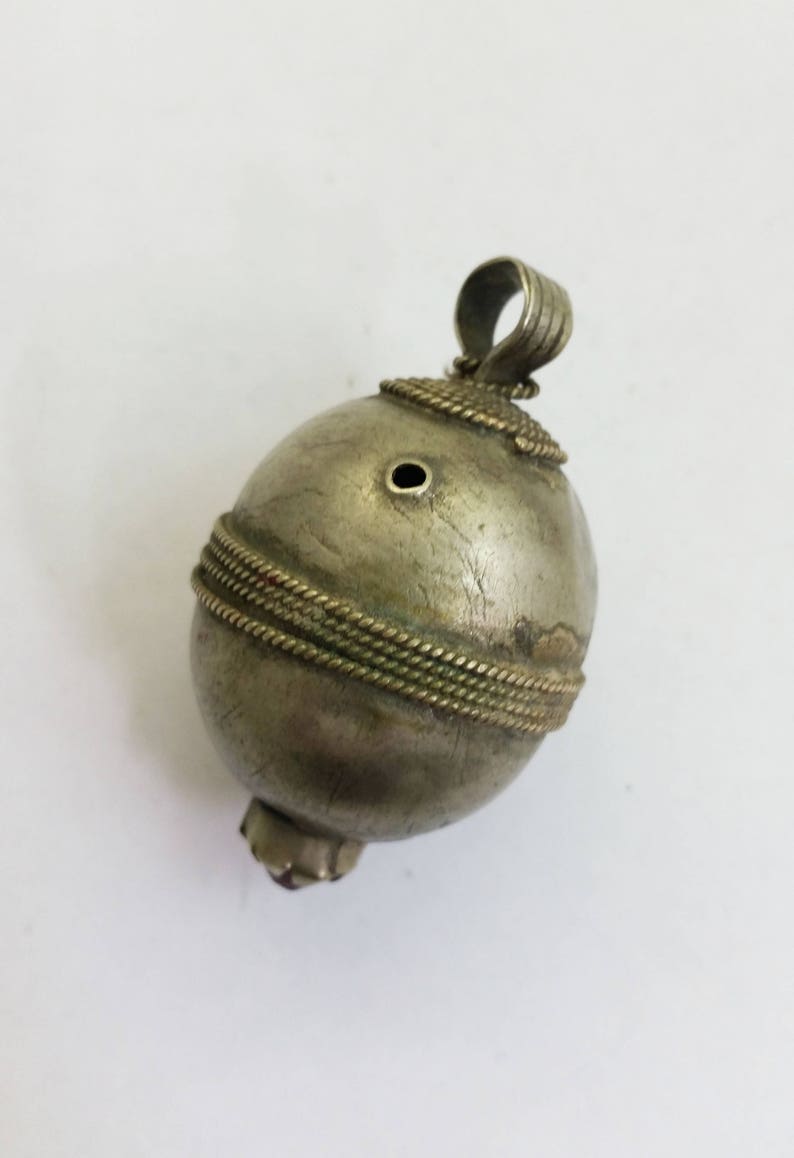 Antique Medium-large High Content Silver Afghan Turkoman - Etsy