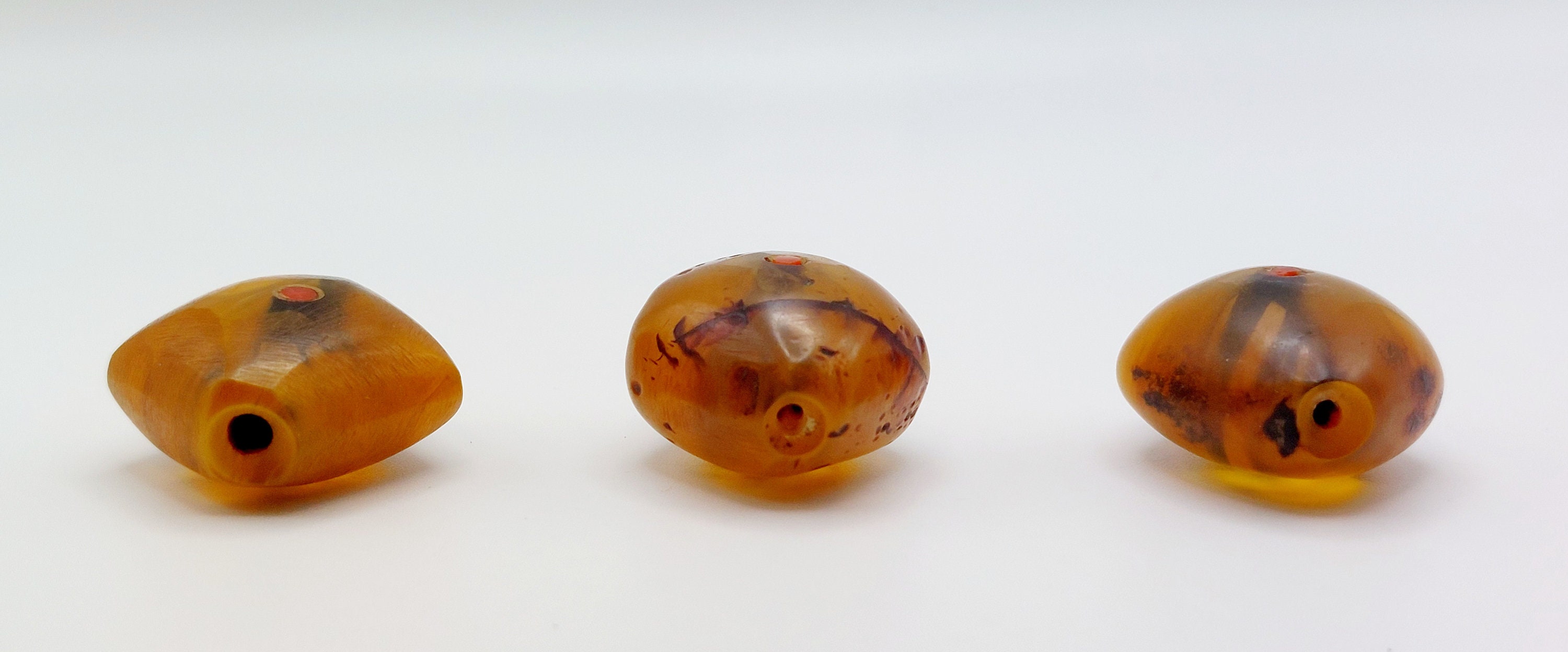 X1 Rare Antique Mock/manmade Amber Rounded Diamond Shape Single Drilled ...
