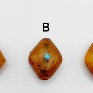 X1 Rare Antique Mock/manmade Amber Rounded Diamond Shape Single Drilled ...