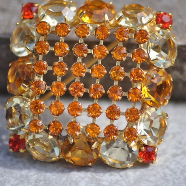 Square Brooch - Etsy