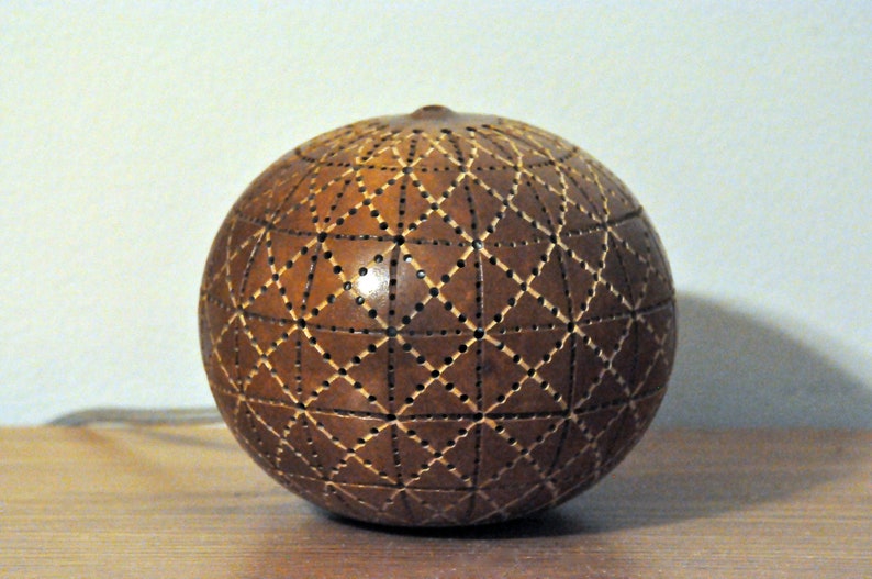 Geodesic Lantern, Decorative Gourd Lamp, Gourd Lantern, Geometric ...