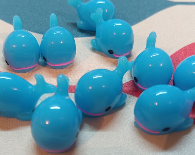 10 Miniature Acrylic Whales - Blue Whale - Dollhouse - Crafts ...