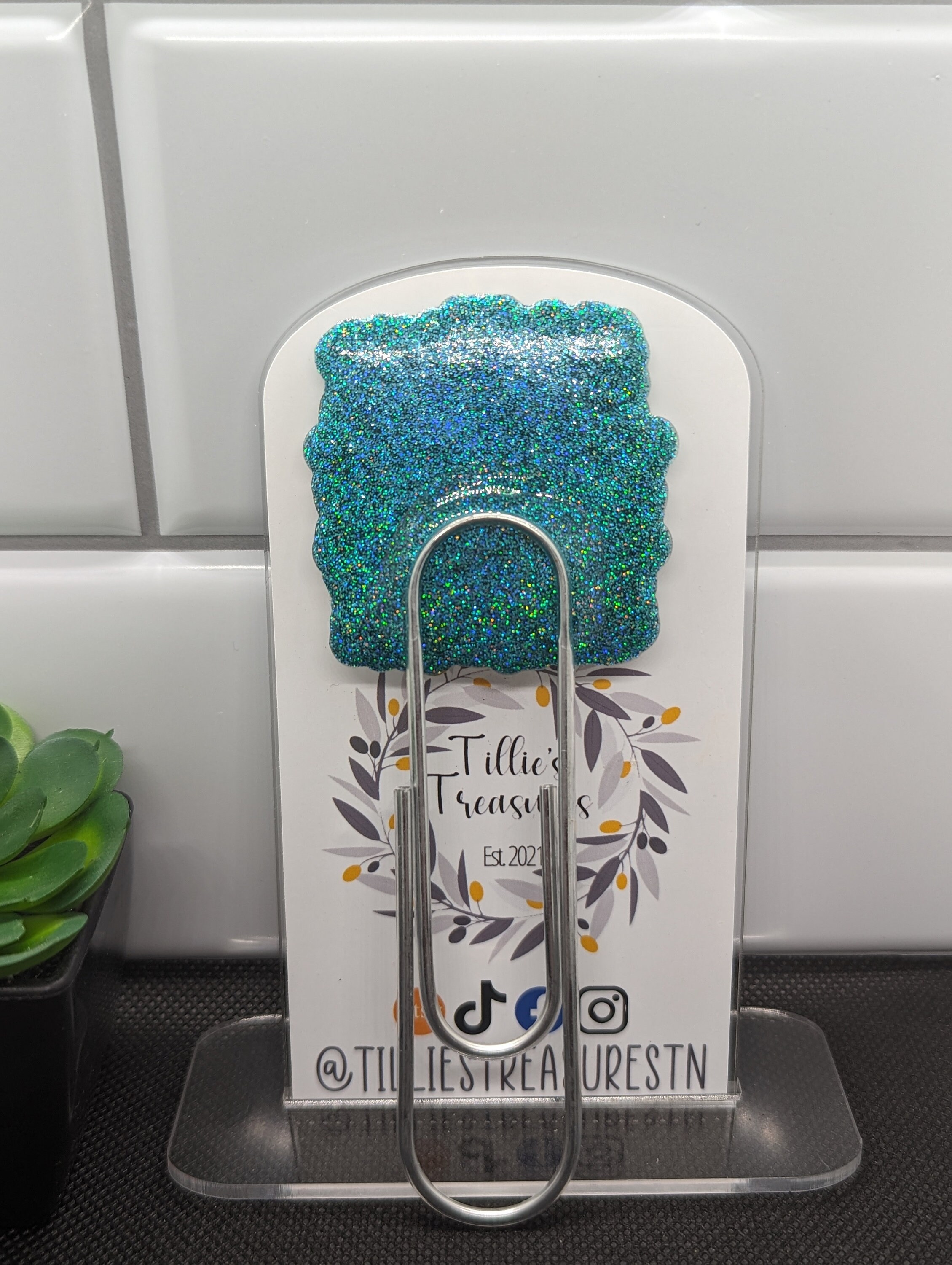 Jumbo Paperclip Bookmark Skeleton Bookmark Resin Bookmark - Etsy