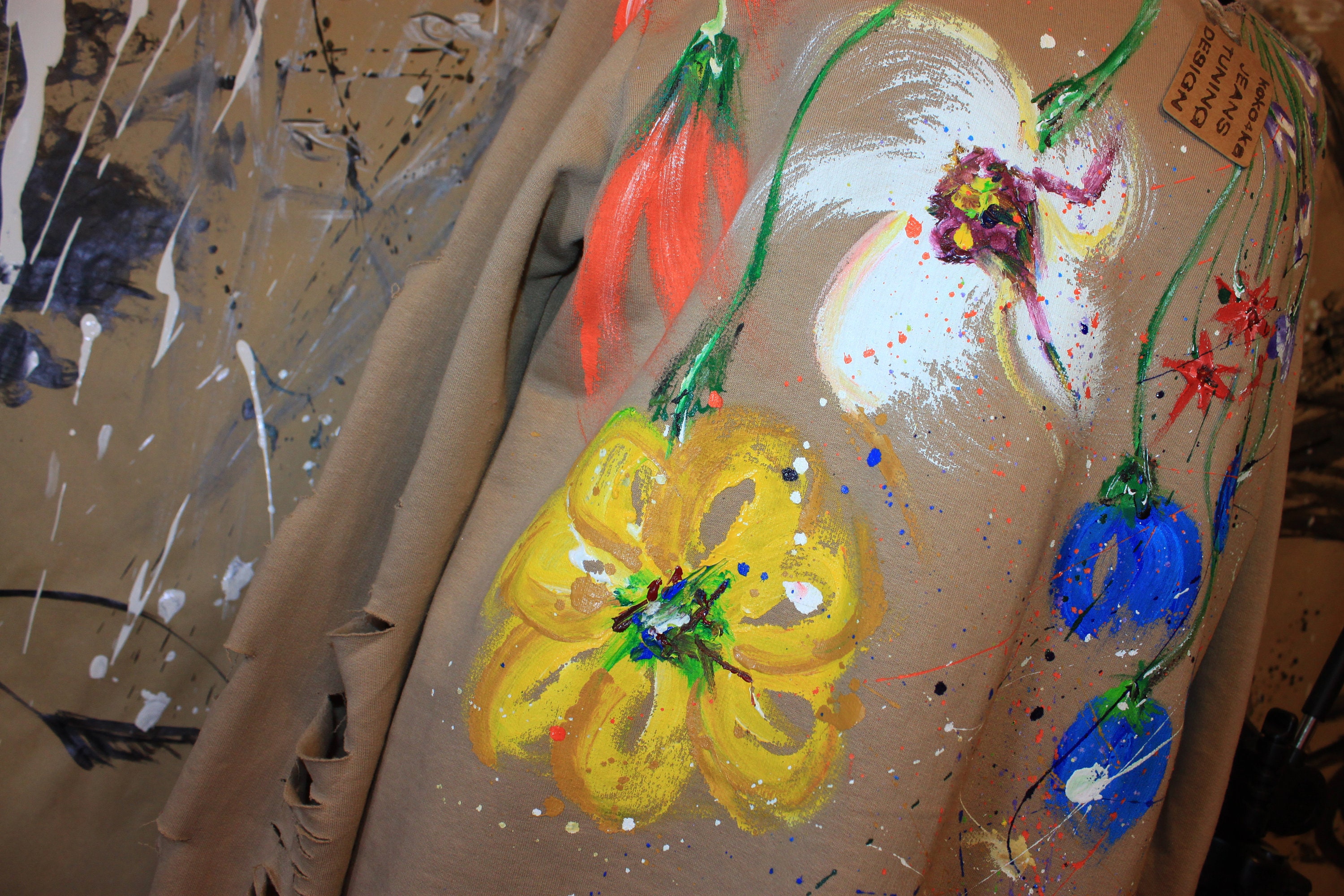 Sweatshirt With Art Work on Art on Sweatshirt Gift Excellent Poppies ...