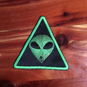 Alien Patch Hook Only Patch Sew on Alien Head Embroidered Patch 3x3 - Etsy