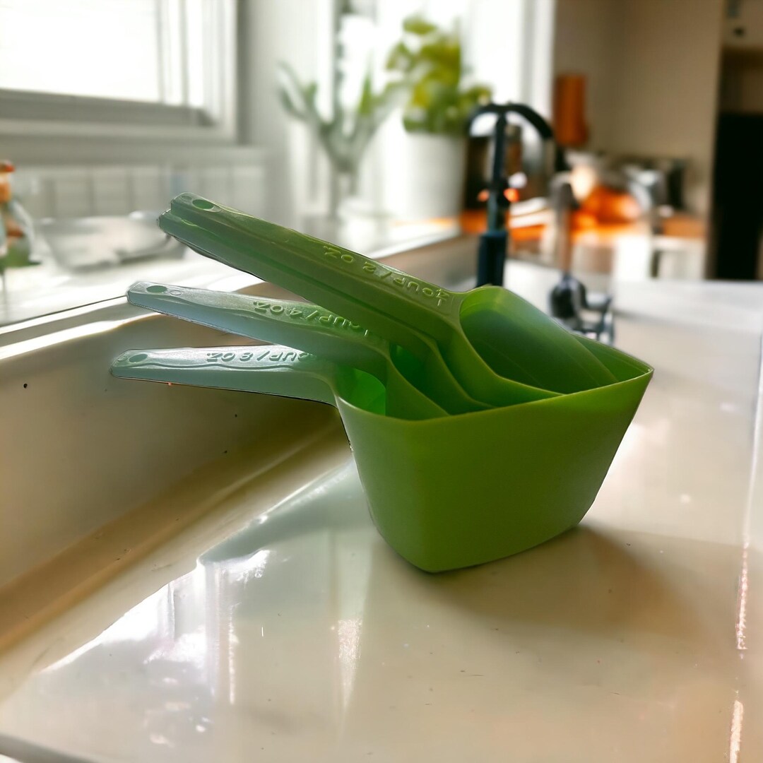 Vintage Lime Green Measuring Cups Set of 4 Pcs - Etsy