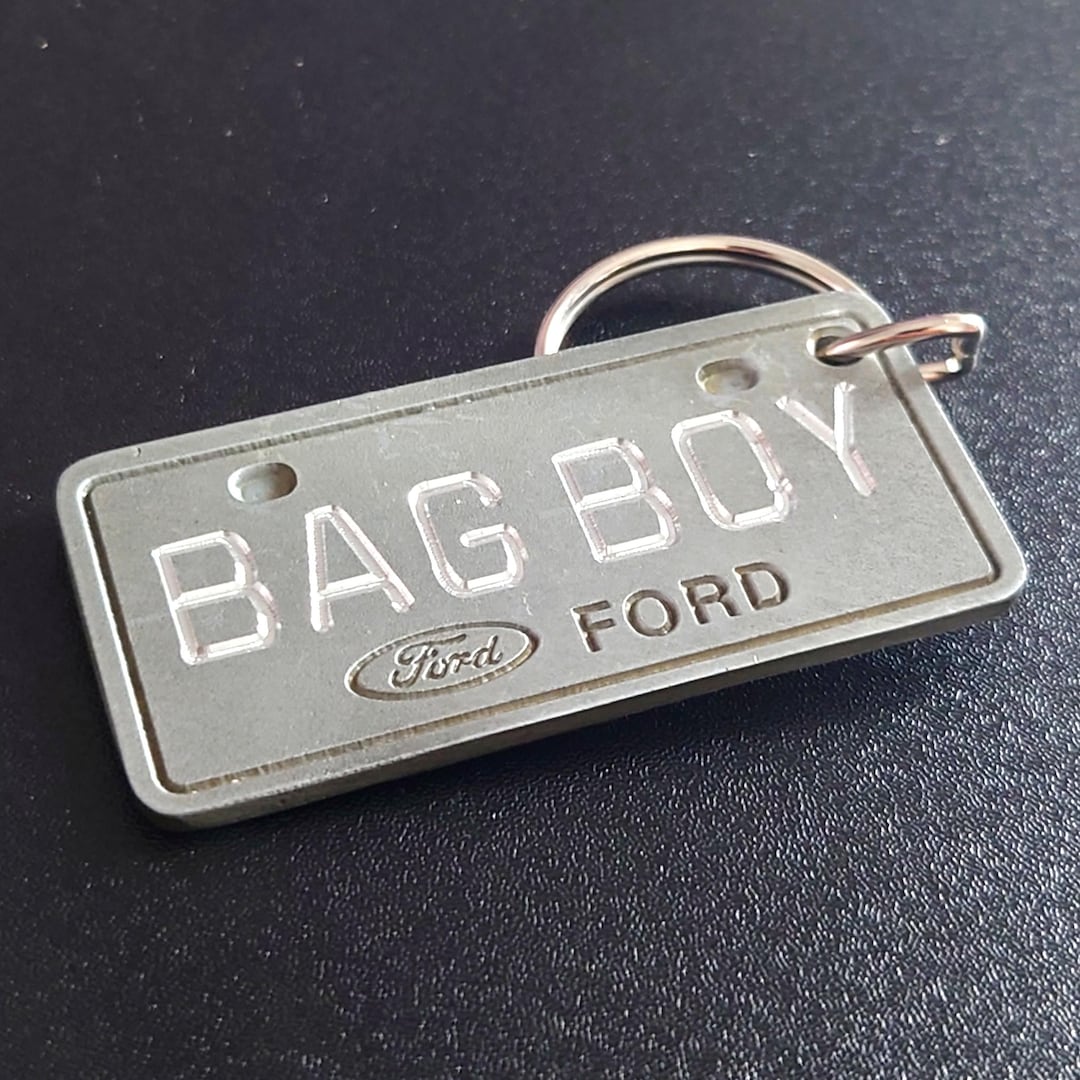 Personalized Ford Keychain: Engraved Metal Fob Tag - Zinc Alloy - Bag ...