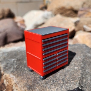 1/18-1/24 Scale Tool Cart, Functional, Rolling Wheels, Opening Drawers ...