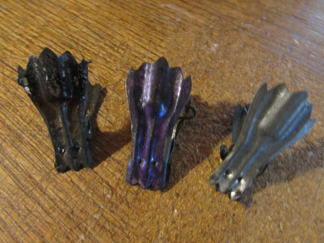 Three Stamped Tin Small Clip Clamp Tulip Design Older Vintage Paper ...