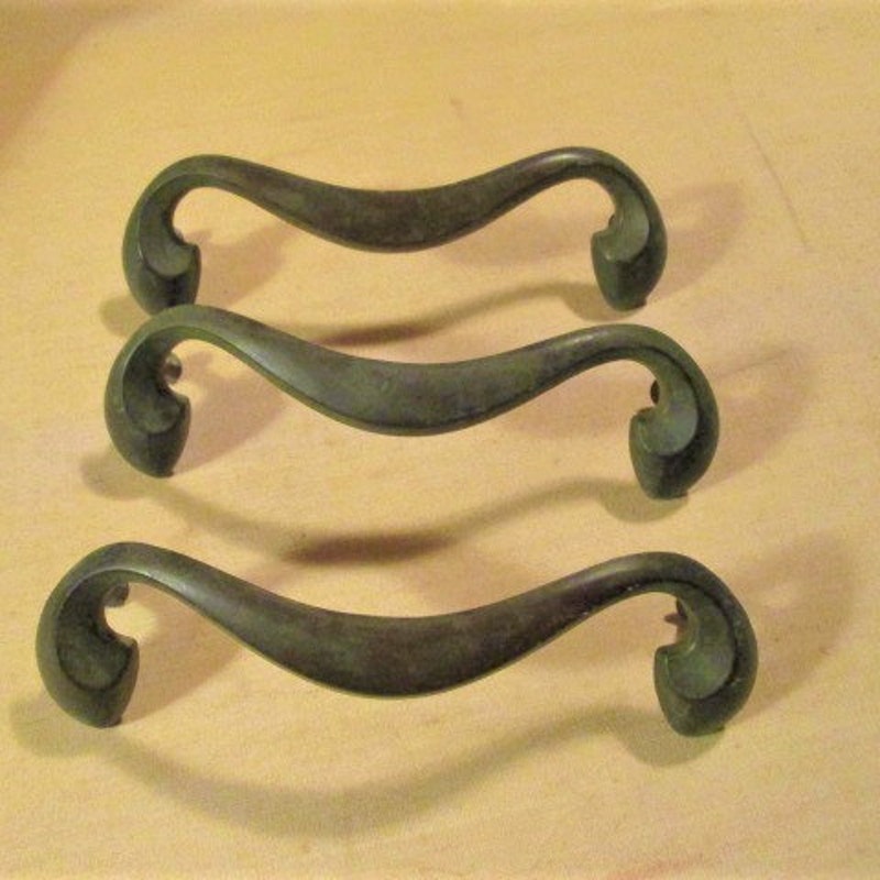 Triangle Drawer Pull - Etsy