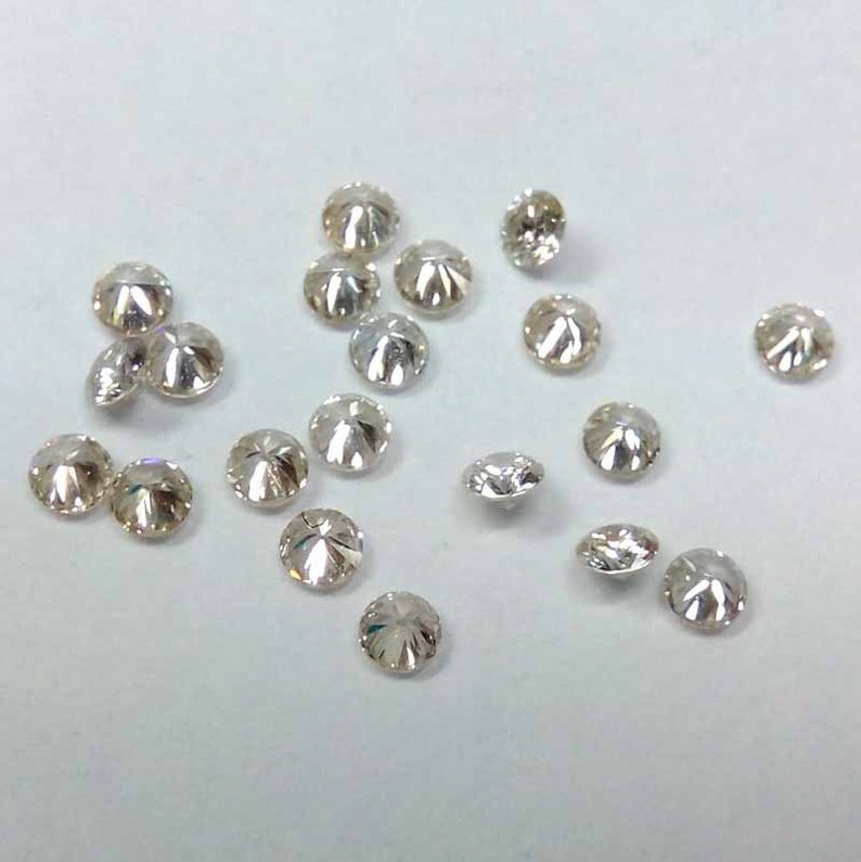 Buy Natural White Diamond 0.90mm 2mm Round IJ Color VS Quality Online ...