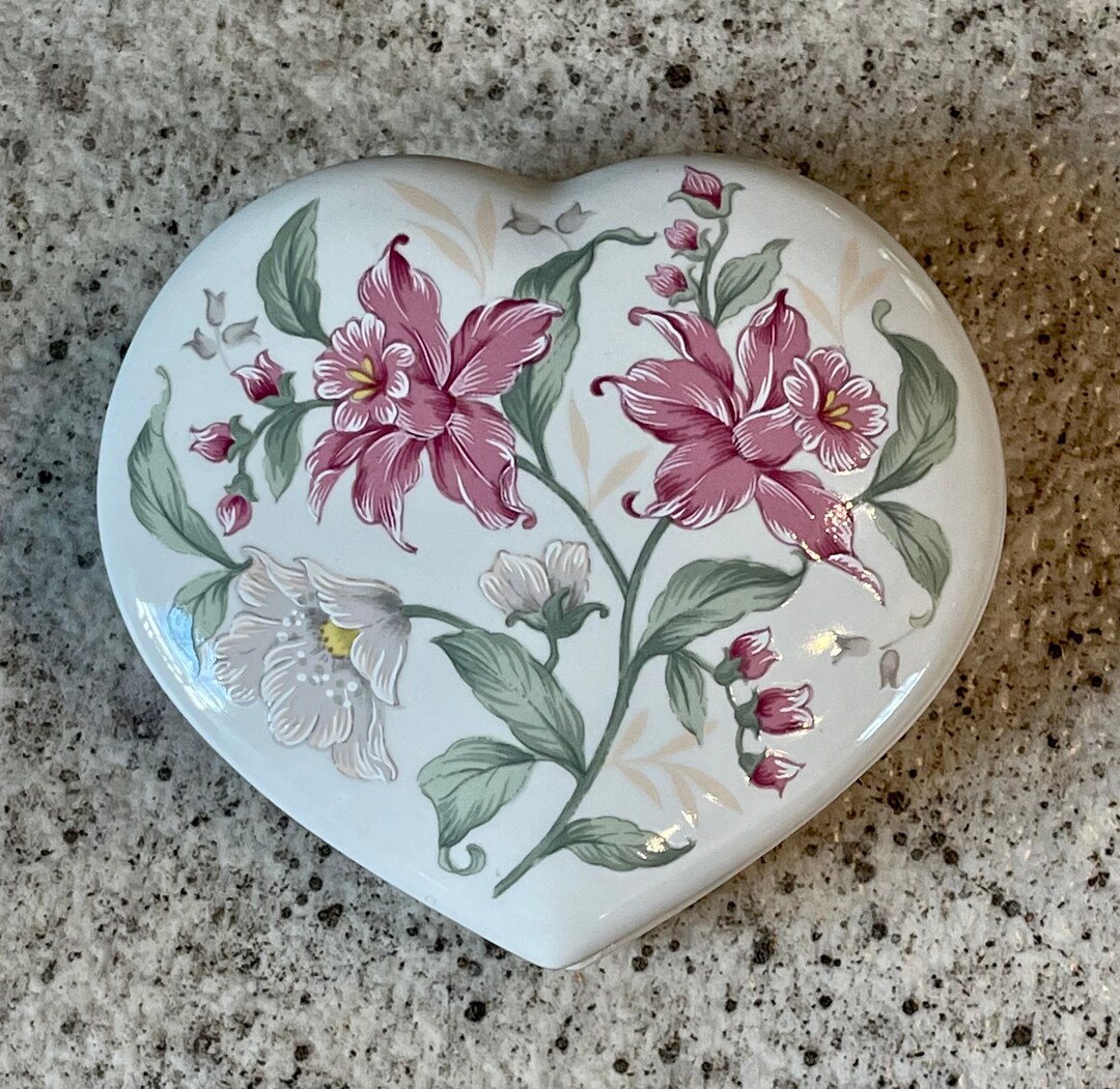 Vintage Prima Otagiri Heart Shaped Trinket Box, Vintage Otagiri Heart ...
