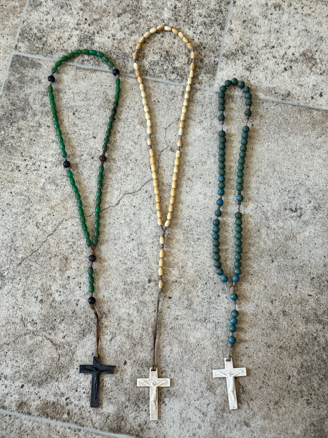 Set of 3 Vintage Plastic Rosaries – Green, Cream & Black Beads ...