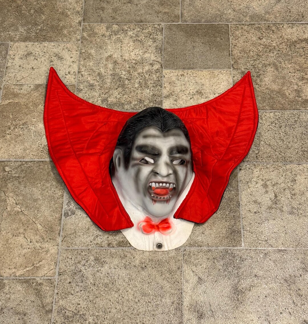 Vintage Fun World Vampire Dracula Mask With Collar – Adult Halloween ...