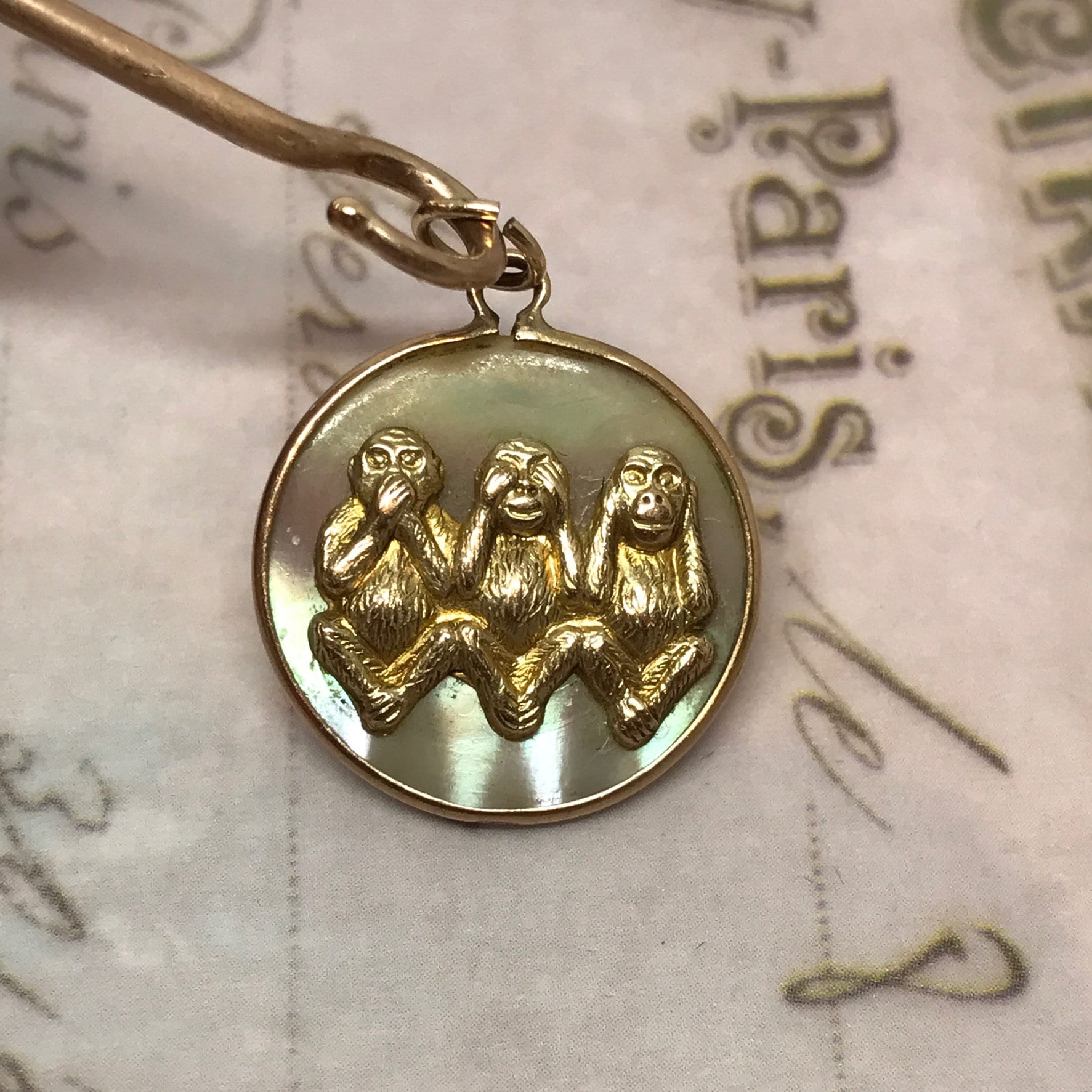 Antique 9ct Three Wise Monkeys Charm Pendant / Mother Of Pearl Monkey ...