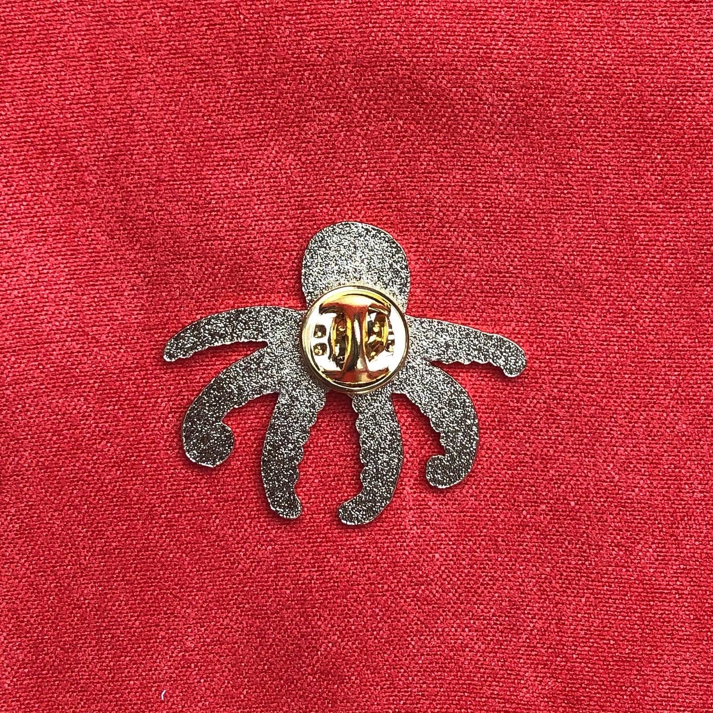 SECONDS SALE Blue Octopus Enamel Pin - Etsy