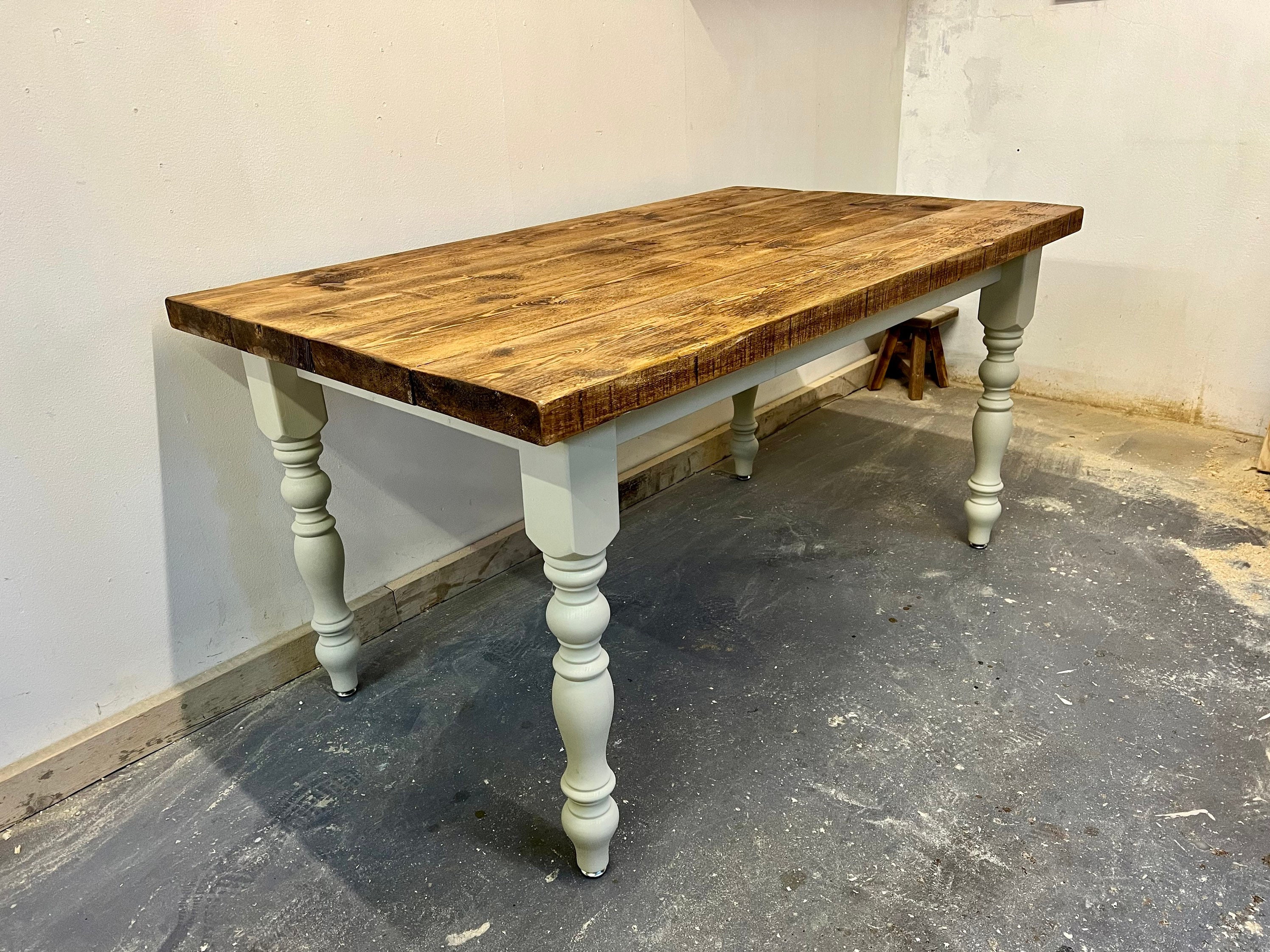 The Chunky Interior Cottage Table / Kitchen Table / Dining - Etsy UK