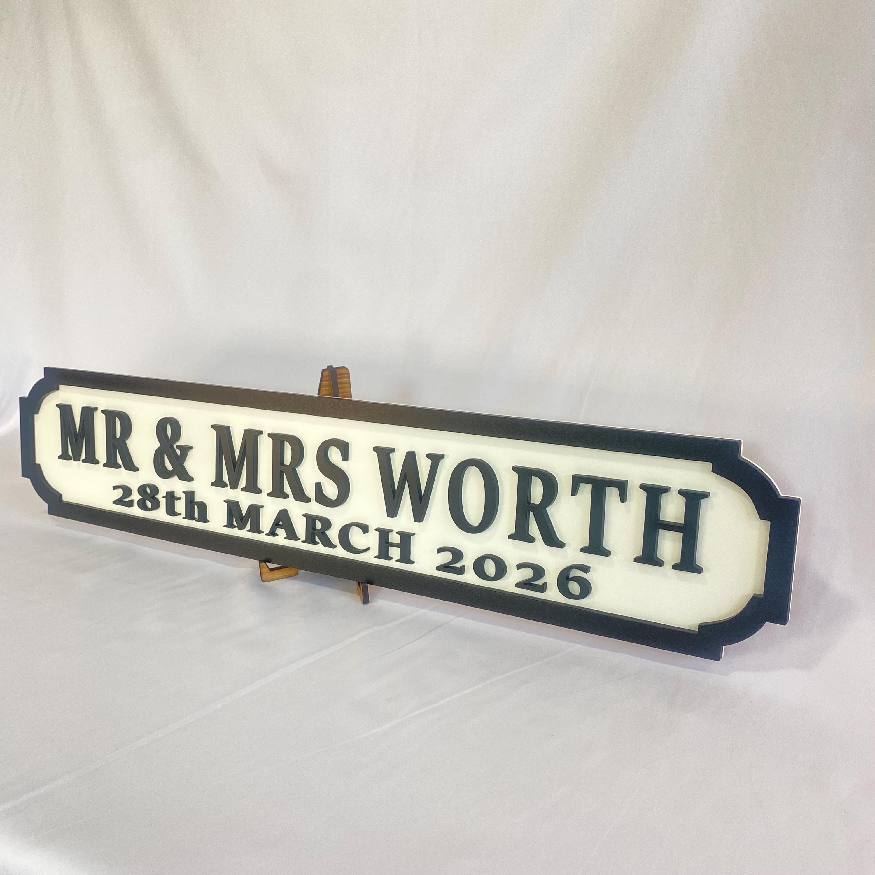 Personalised Mr & Mrs Sign – Wedding Gift for Couples – Custom Family ...