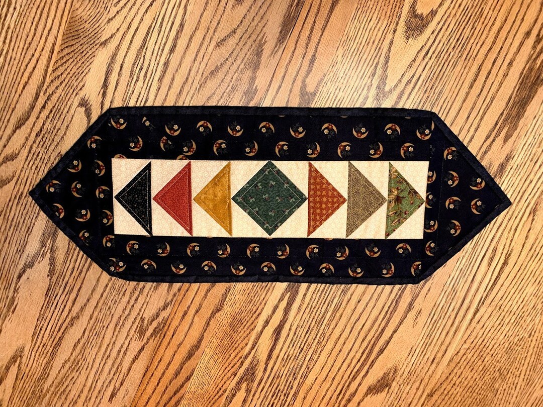 Quilted Table Runner - Etsy