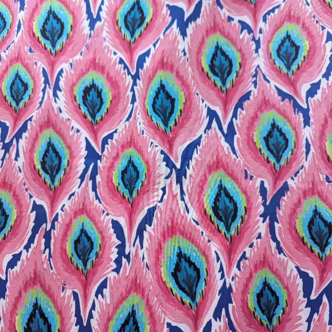 1/2 Yard of 100% Cotton Fabric - QT Fabrics Feather Print - Etsy
