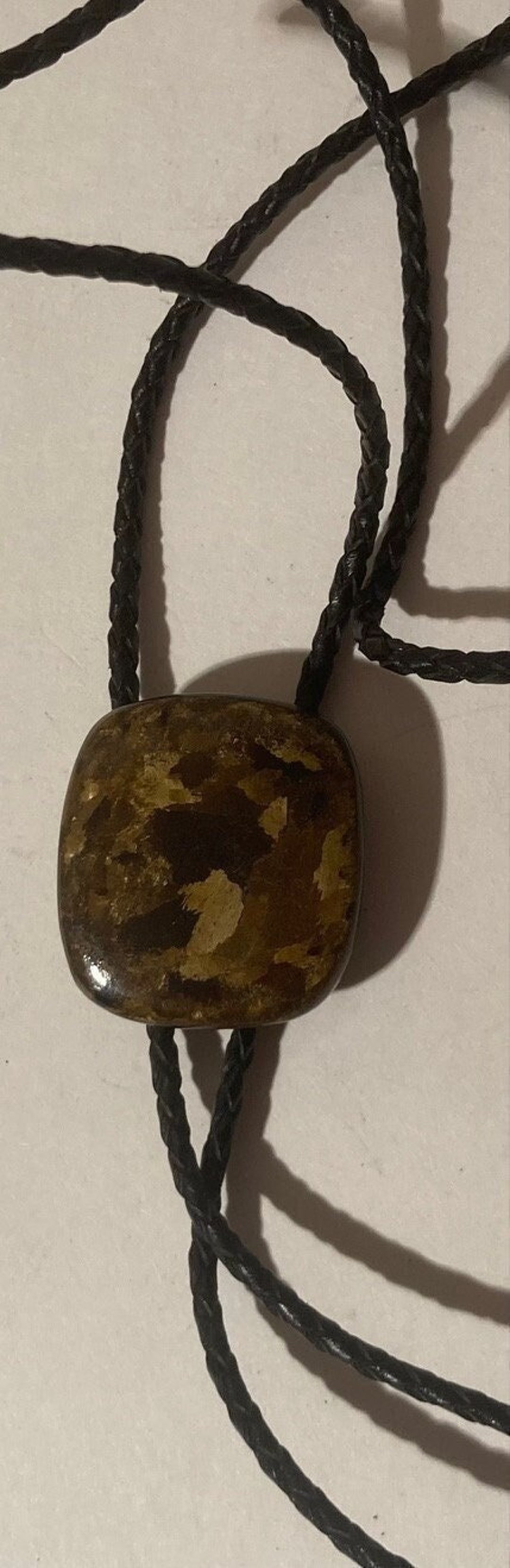 Vintage Metal Bolo Tie, Nice Brown Speckled Design, 1 1/4