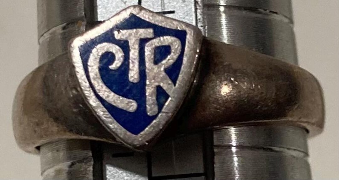 Vintage Sterling Silver Ring, Nice Shield Shape Design, CTR, Size 8 ...